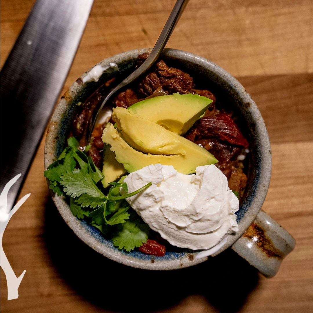 Venison Chili con Carne: A Hearty Wild Game Delight - Everest News
